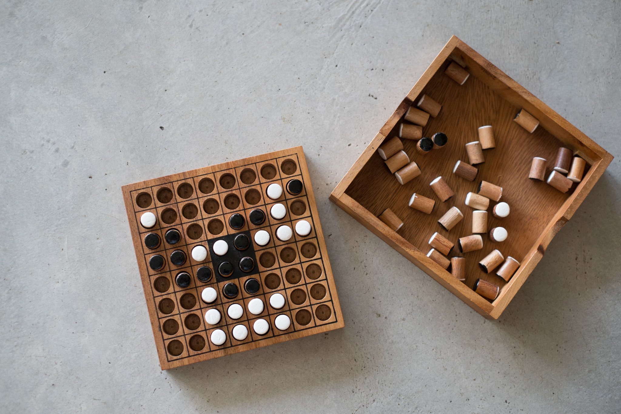 Wooden Reversi Game | Wood Othello Table Game / Mini Go