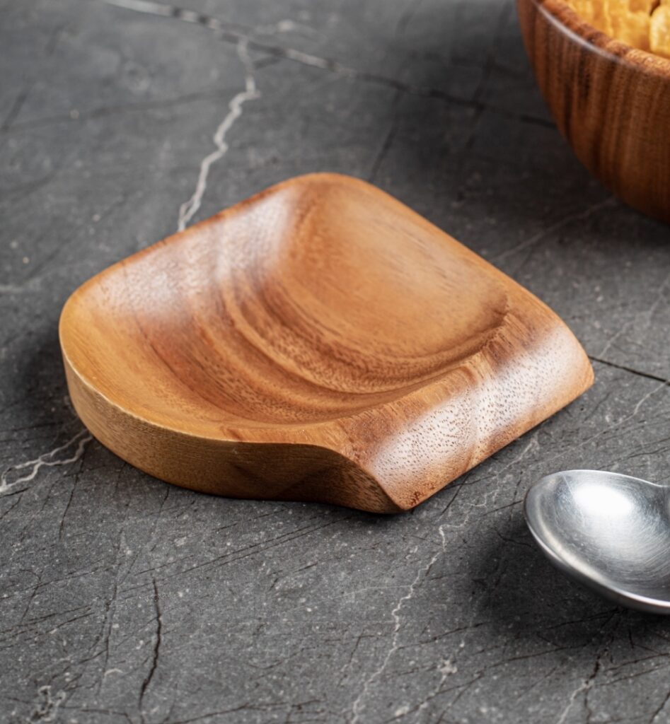 Acacia Wood Classic Spoon Rest: Sustainably Handcrafted by SiamMandalay